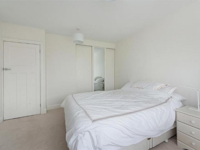 3 bedroom detached bungalow to rent