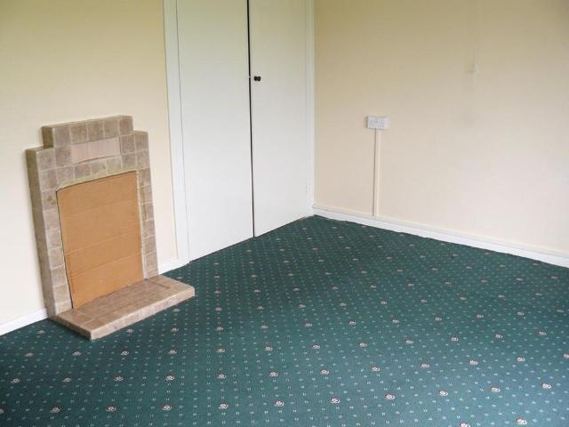 3 bedroom detached bungalow to rent
