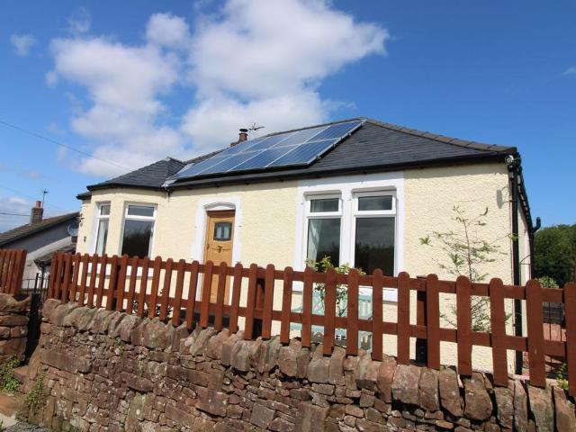 3 bedroom detached bungalow to rent