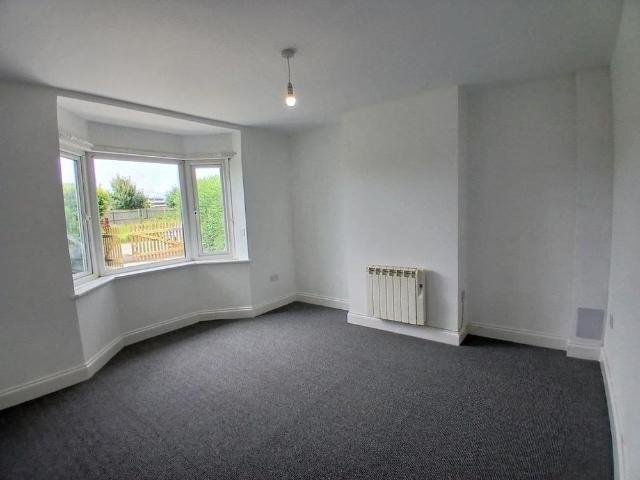 3 bedroom detached bungalow to rent