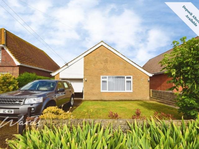 3 bedroom detached bungalow to rent