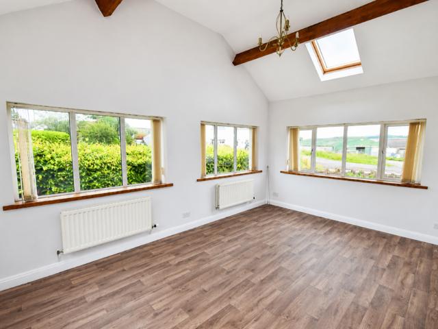 3 bedroom detached bungalow to rent