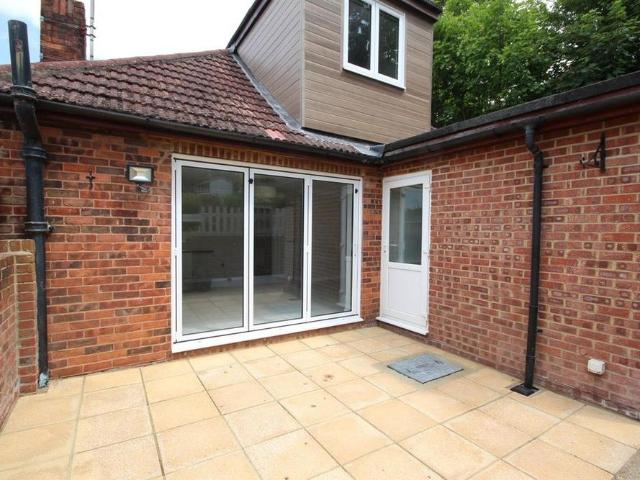 3 bedroom detached bungalow to rent