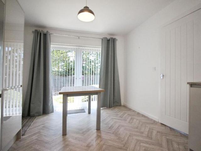 3 bedroom detached bungalow to rent
