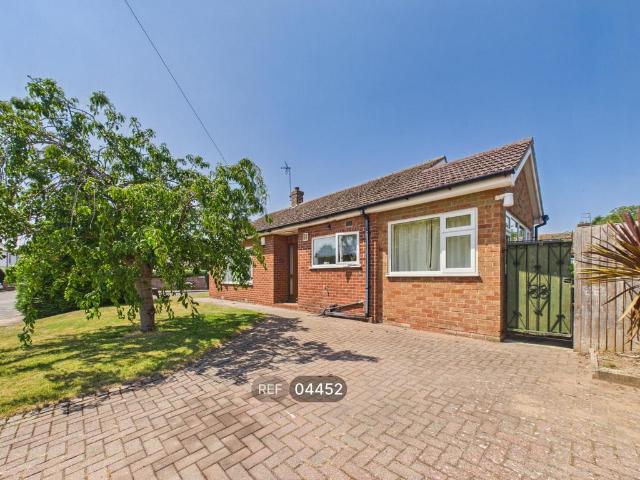 3 bedroom detached bungalow to rent