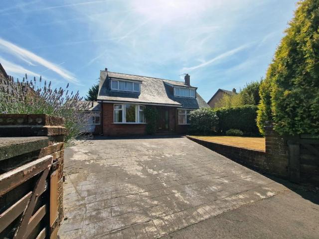 3 bedroom detached bungalow to rent