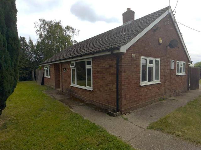 3 bedroom detached bungalow to rent