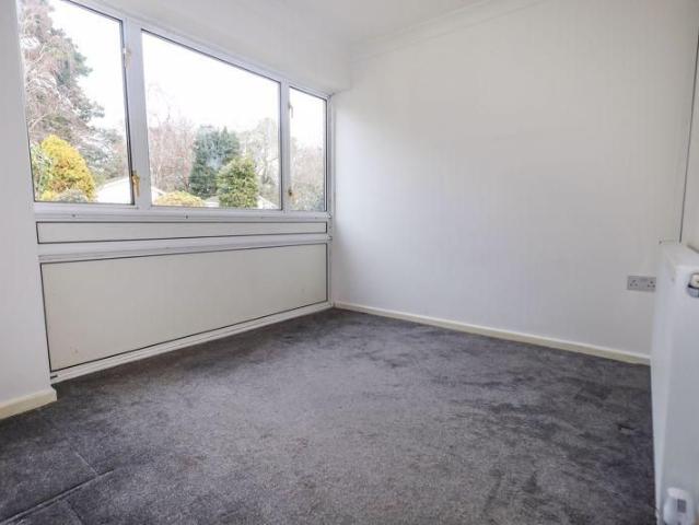 3 bedroom detached bungalow to rent