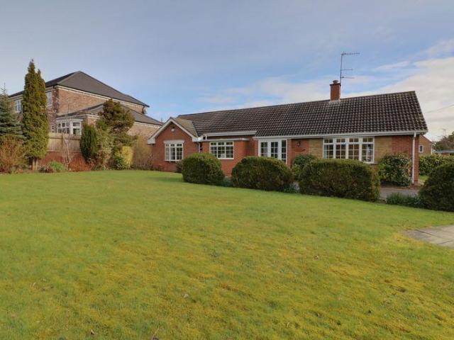 3 bedroom detached bungalow to rent