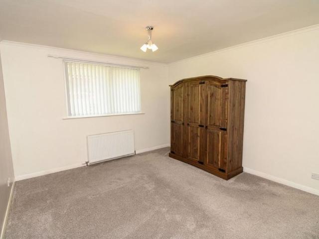 3 bedroom detached bungalow to rent