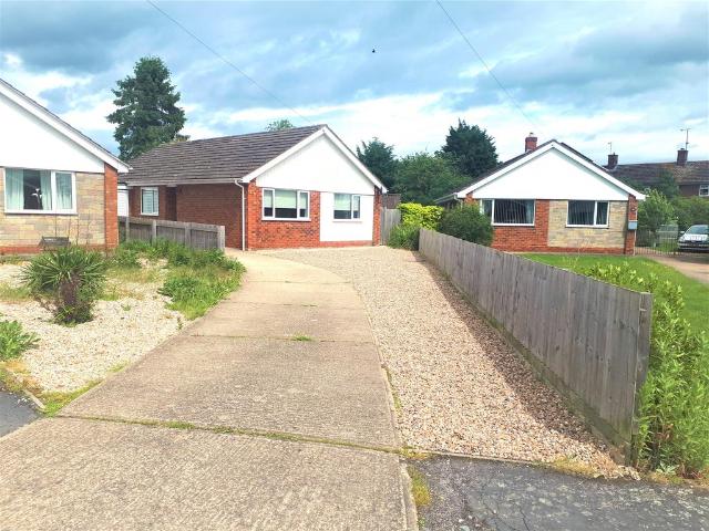 3 bedroom detached bungalow to rent