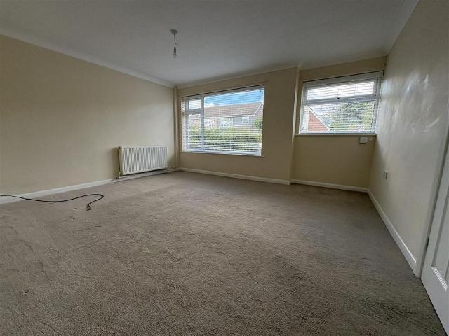 3 bedroom detached bungalow to rent