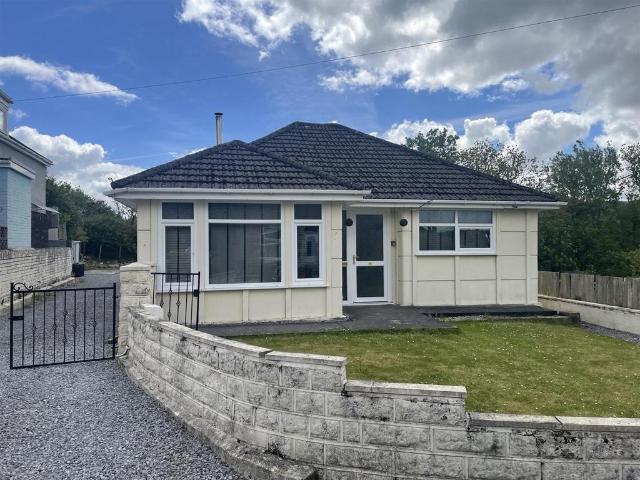 3 bedroom detached bungalow to rent