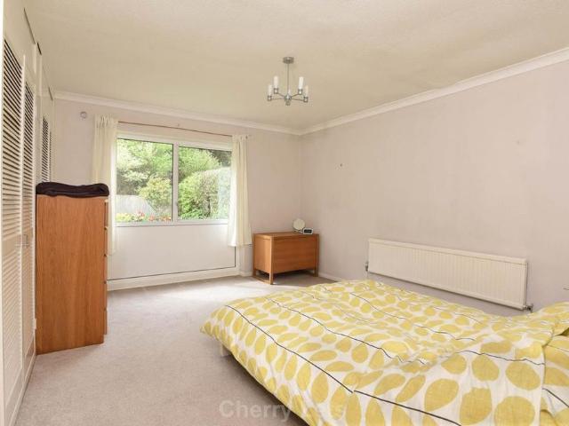 3 bedroom detached bungalow to rent