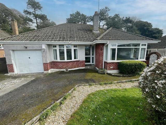 3 bedroom detached bungalow to rent