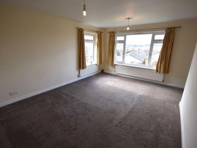 3 bedroom detached bungalow to rent