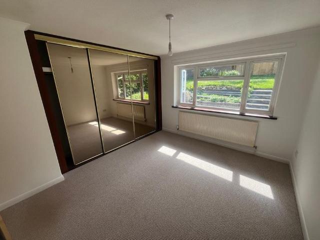 3 bedroom detached bungalow to rent