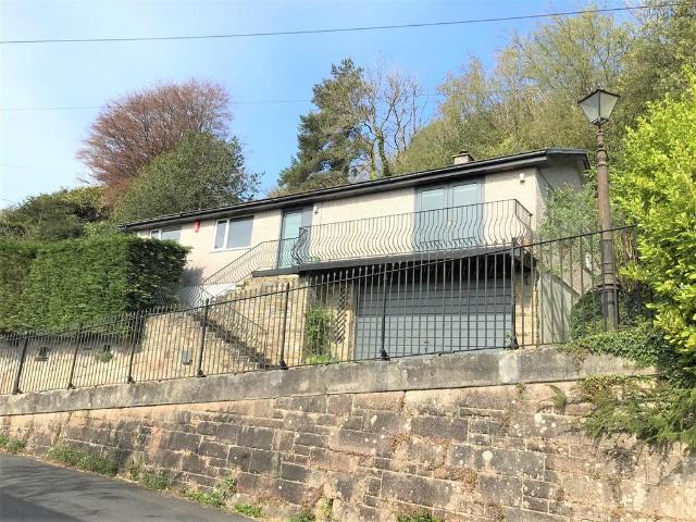 3 bedroom detached bungalow to rent