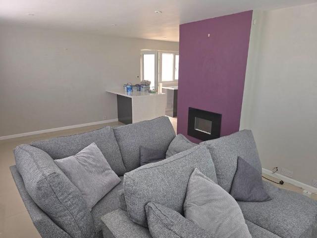 3 bedroom detached bungalow to rent