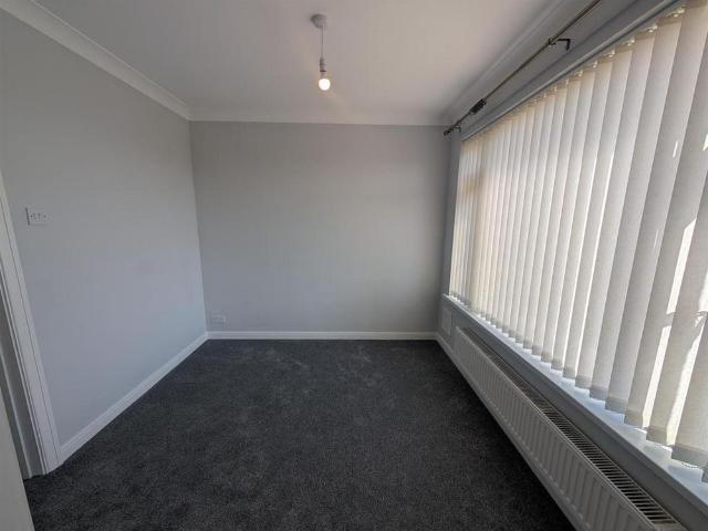 3 bedroom detached bungalow to rent