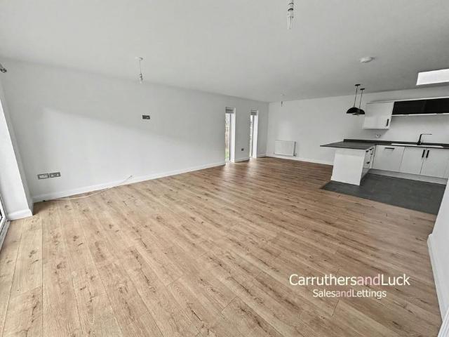 3 bedroom detached bungalow to rent