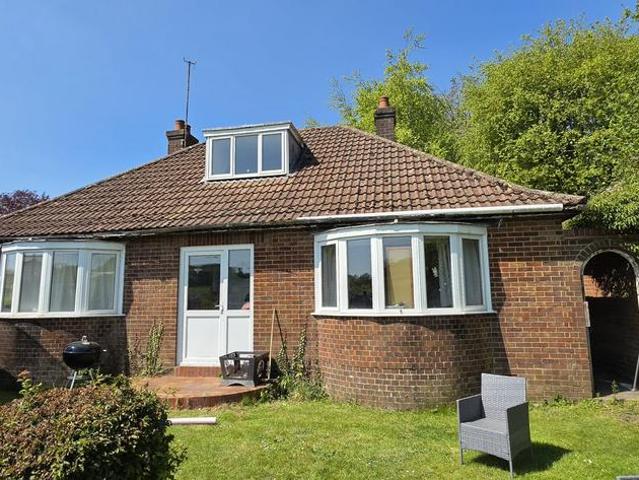 3 bedroom detached bungalow to rent