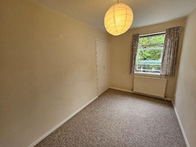 3 bedroom detached bungalow to rent