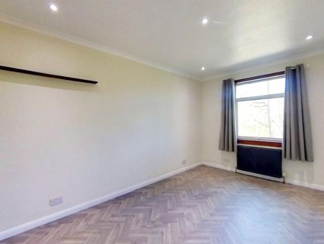 3 bedroom detached bungalow to rent