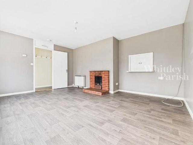 3 bedroom detached bungalow to rent