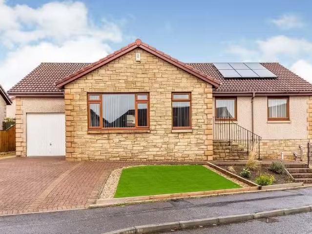 3 bedroom Detached Bungalow to rent, Queen Margaret Fauld, Dun.