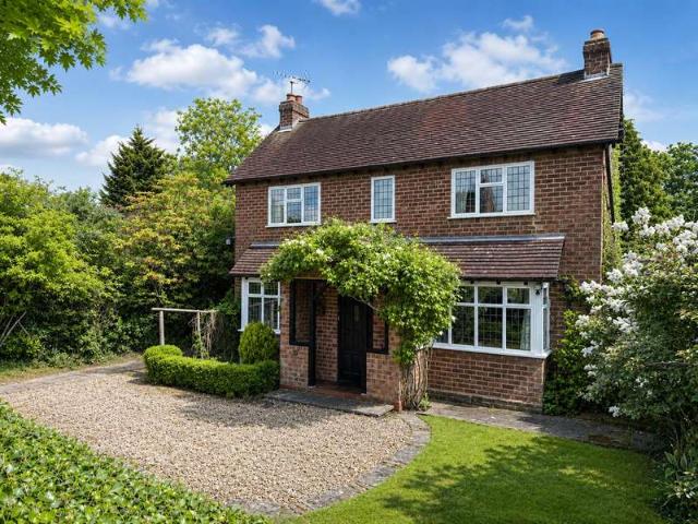 3 Bedroom Detached House