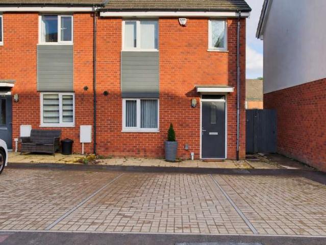 3 Bedroom Detached House