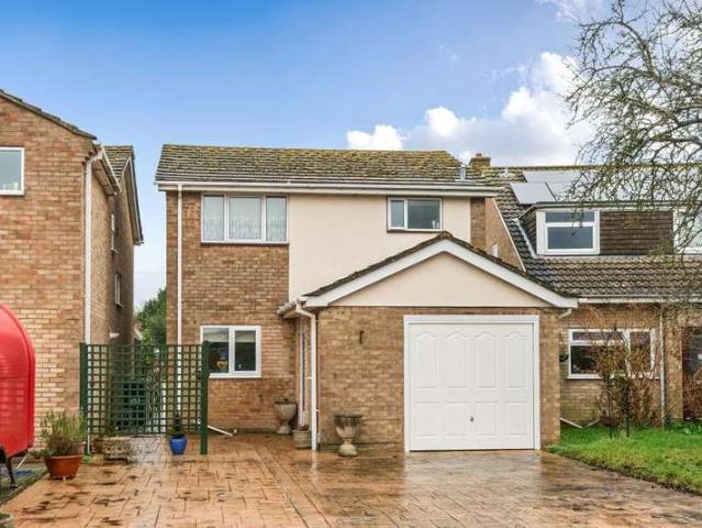 3 Bedroom Detached House