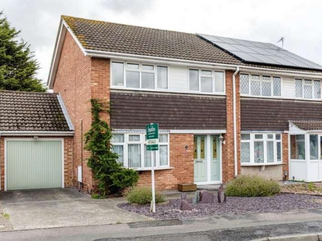 3 Bedroom Detached House