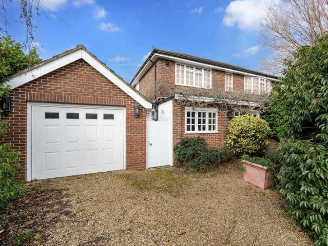 3 Bedroom Detached House