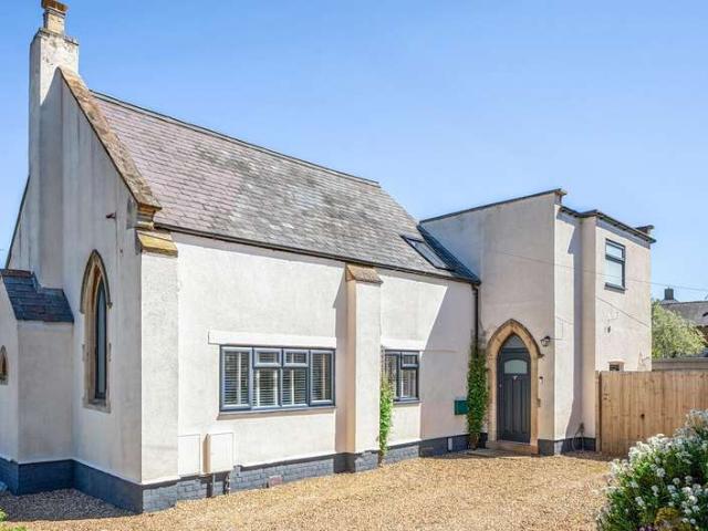 3 Bedroom Detached House