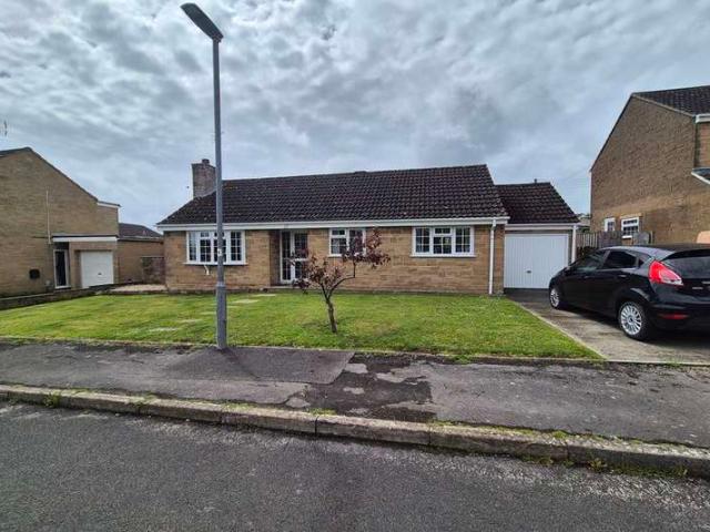 3 Bedroom Detached House