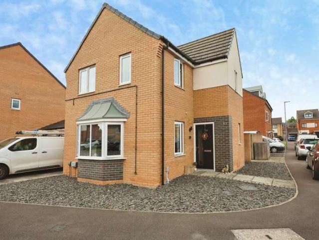3 Bedroom Detached House