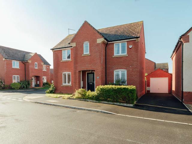 3 Bedroom Detached House