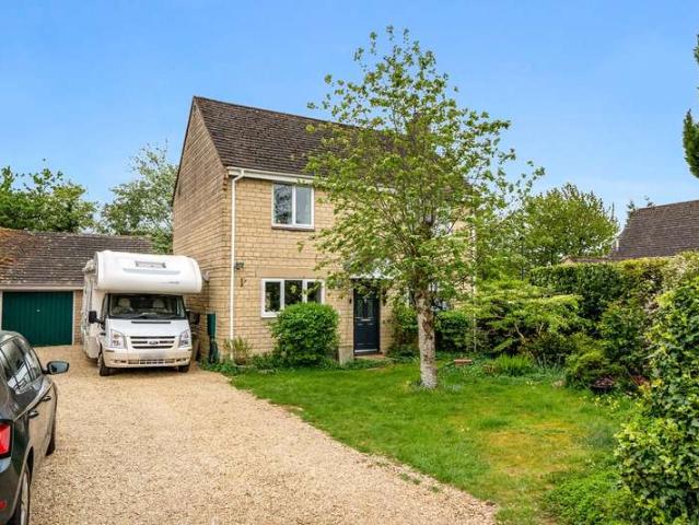 3 Bedroom Detached House