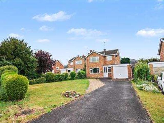 3 Bedroom Detached House