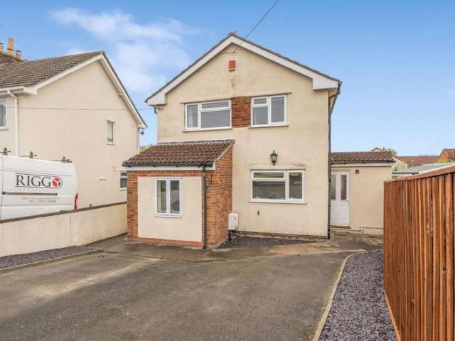 3 Bedroom Detached House