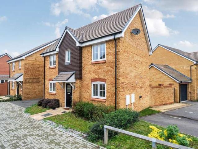 3 Bedroom Detached House