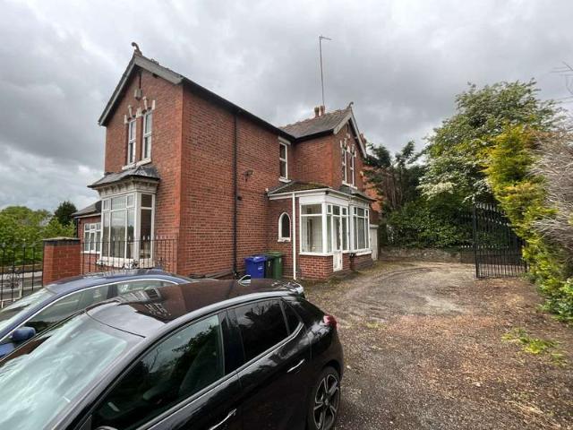 3 Bedroom Detached House