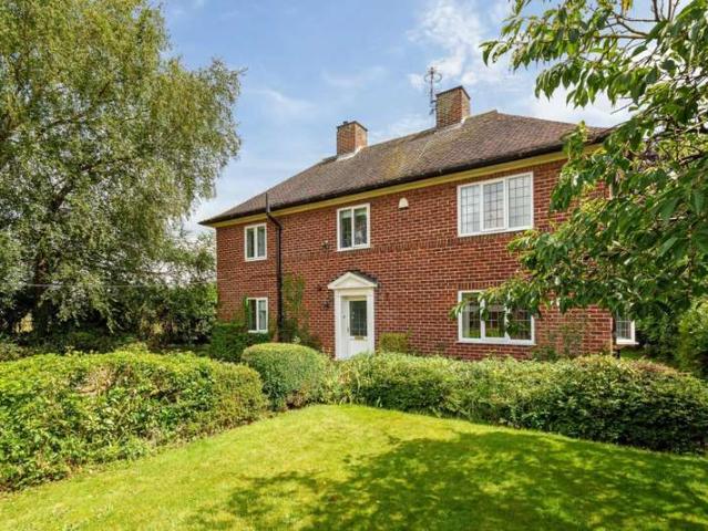 3 Bedroom Detached House