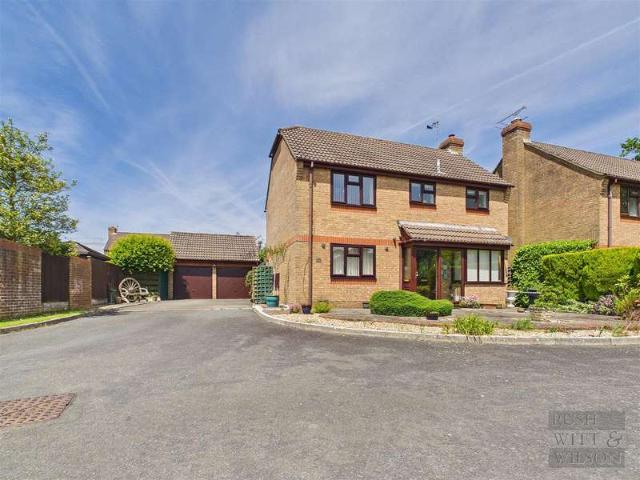 3 Bedroom Detached House