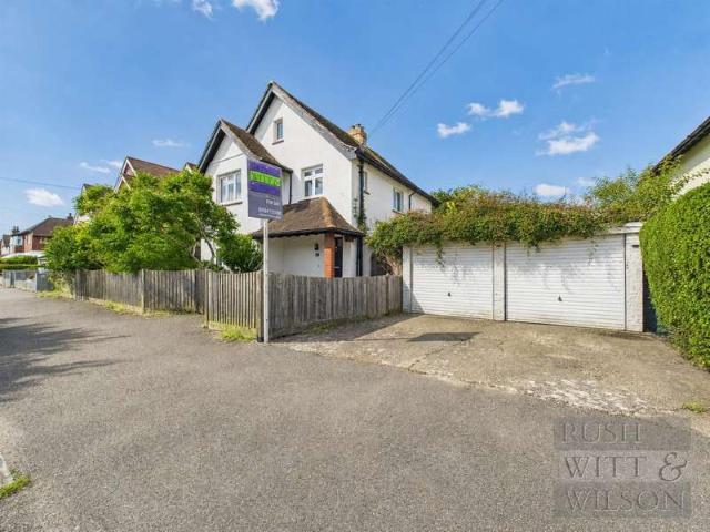 3 Bedroom Detached House