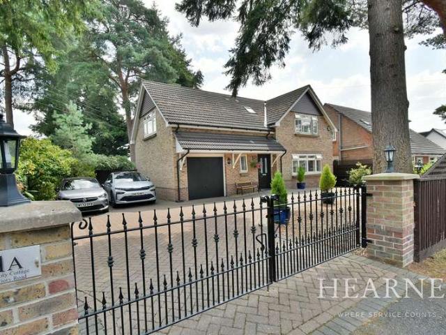 3 Bedroom Detached House