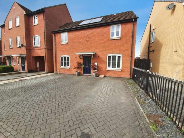 3 Bedroom Detached House