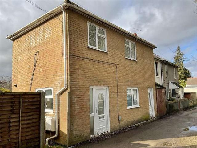 3 Bedroom Detached House